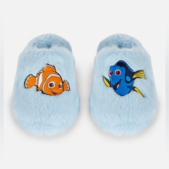 Primark | Shoes | Primark Disney Finding Nemo Slippers Dory Adult Size ...